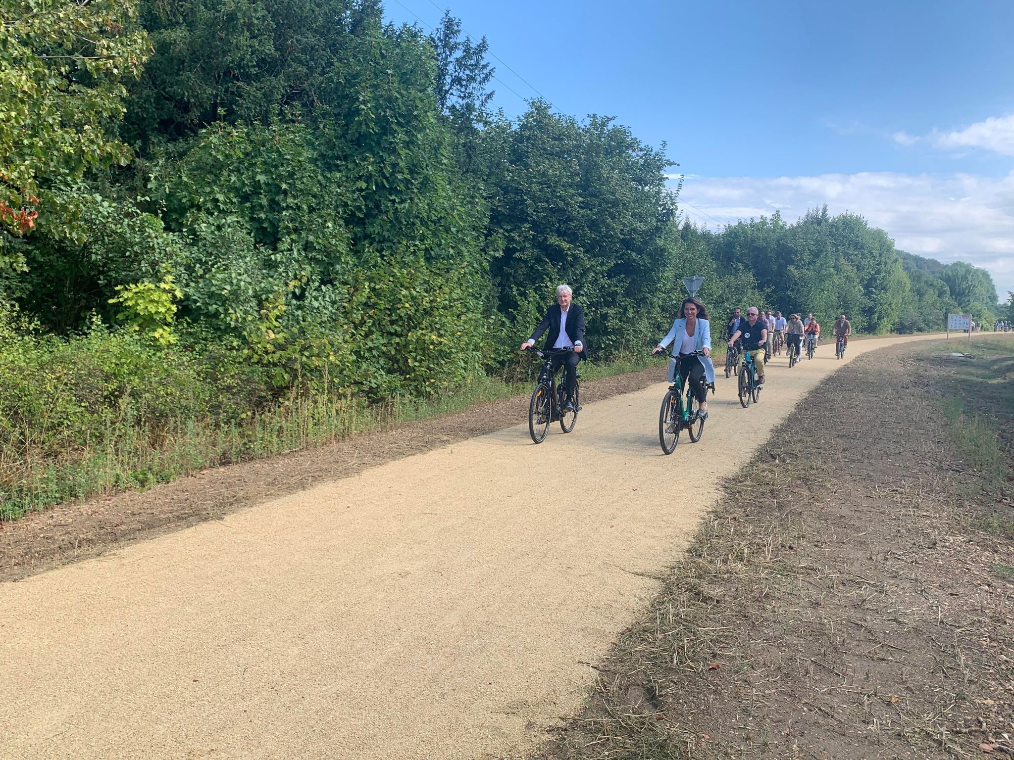 VIDEO. Sarthe : 33 kilomètres de voie verte inaugurés - Contact FM 99.3